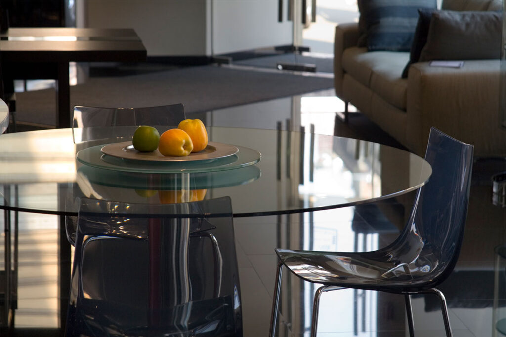 Custom Glass Tabletops in Clearwater, FL | Glass Service 8 Inc.